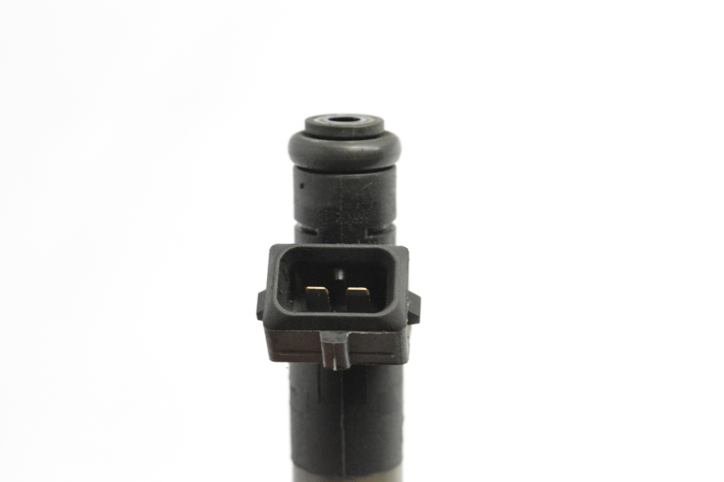 Used BMW 3 SERIES Fuel injector 7506158