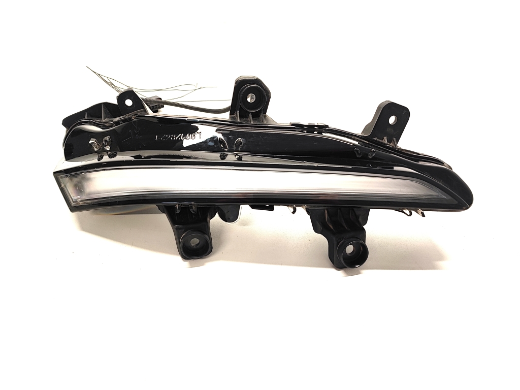 Used Peugeot 208 Front daylight 9824241380