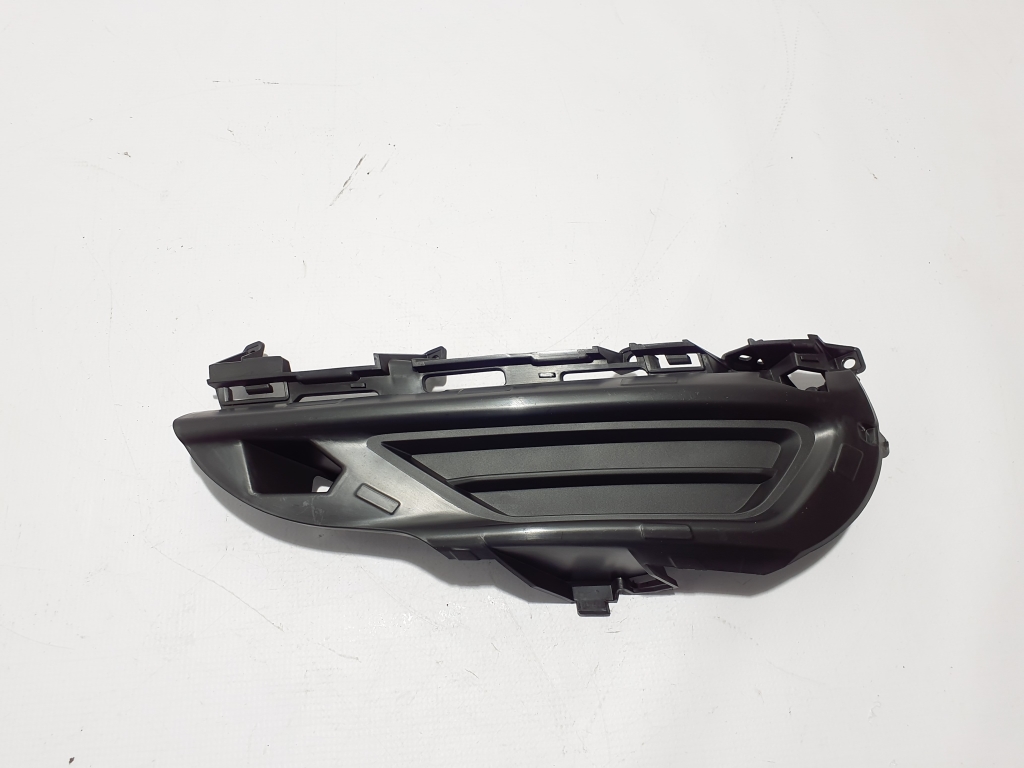 Used VOLVO XC60 Front bumper lower grille 31425181