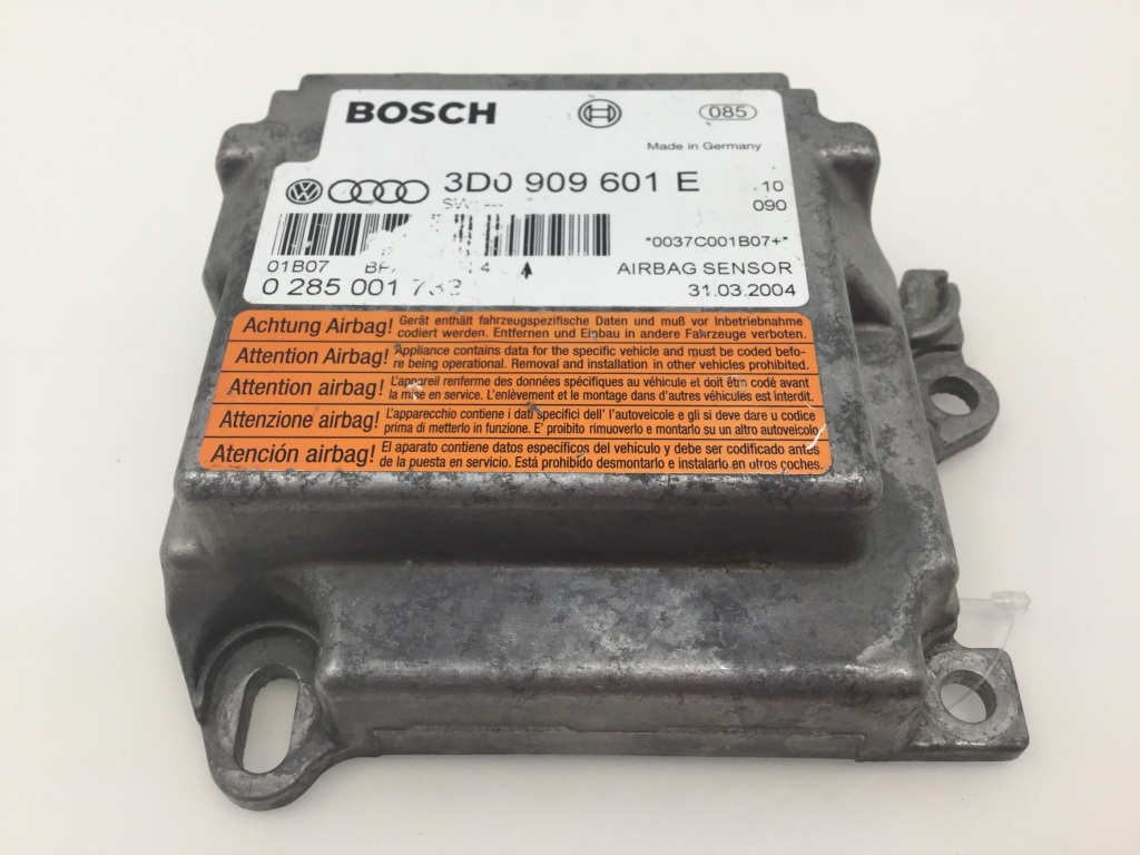 Used Volkswagen Touareg Airbag module 3D0909601E