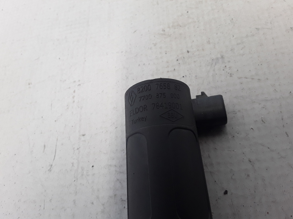 Used RENAULT Megane Ignition coil 8200765882