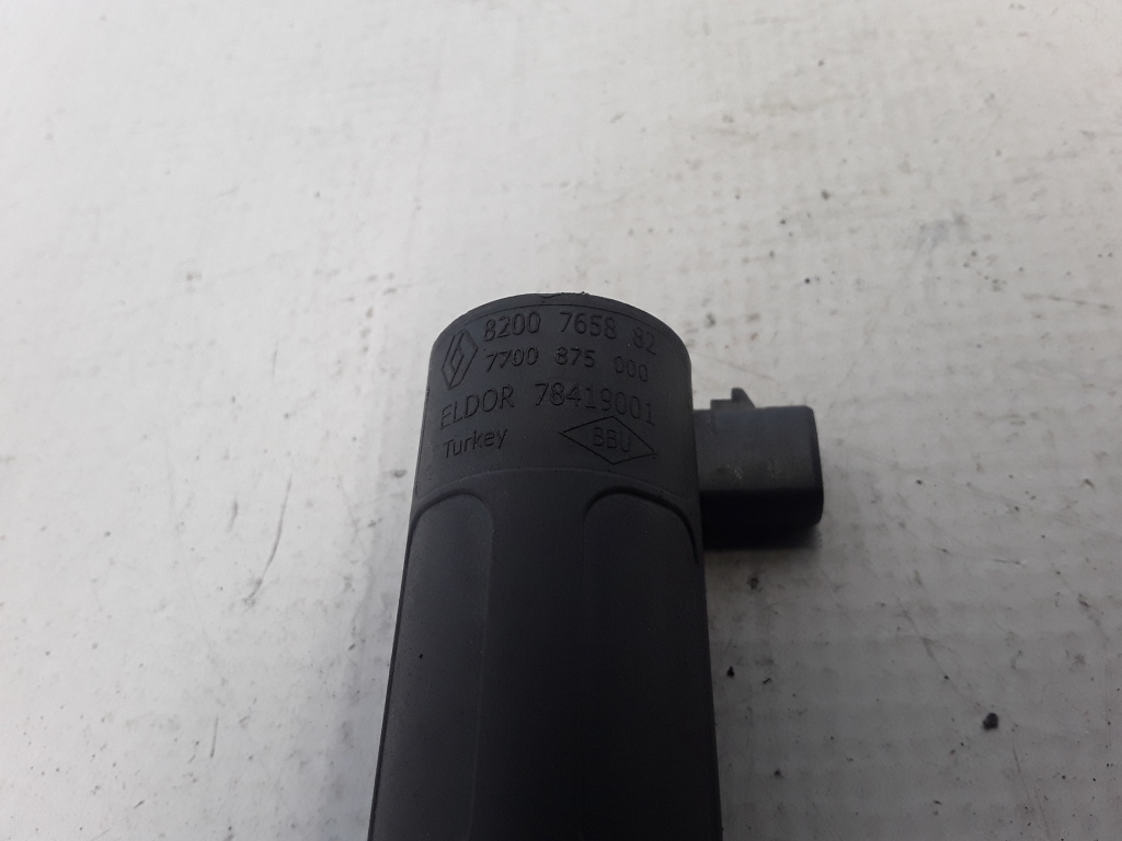 Used RENAULT Megane Ignition coil 8200765882