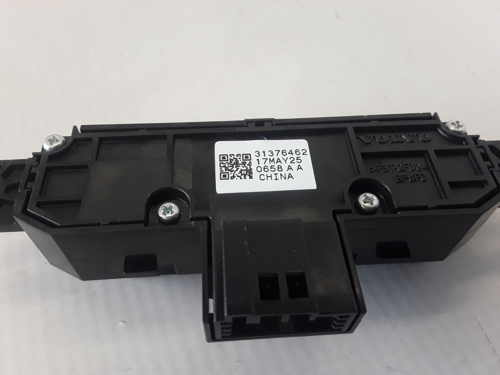 Naudotas VOLVO XC90 Priekinės sėdynės valdymo jungiklis 31376462