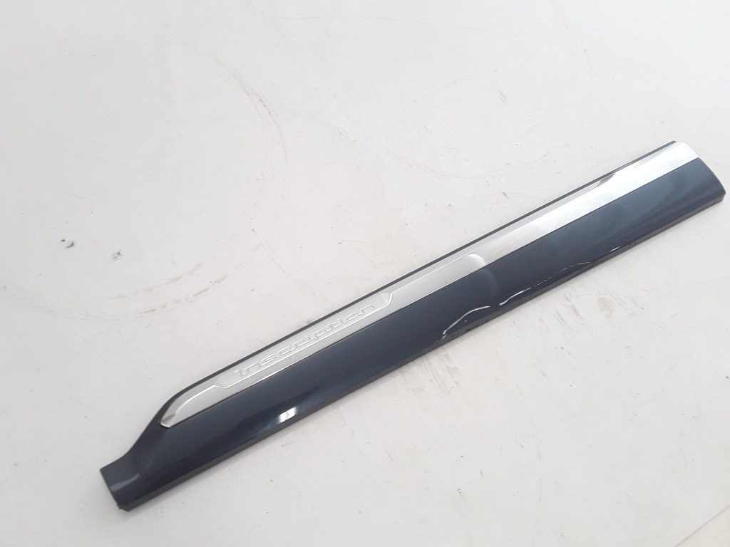 Used VOLVO XC90 Front door strip 31448427