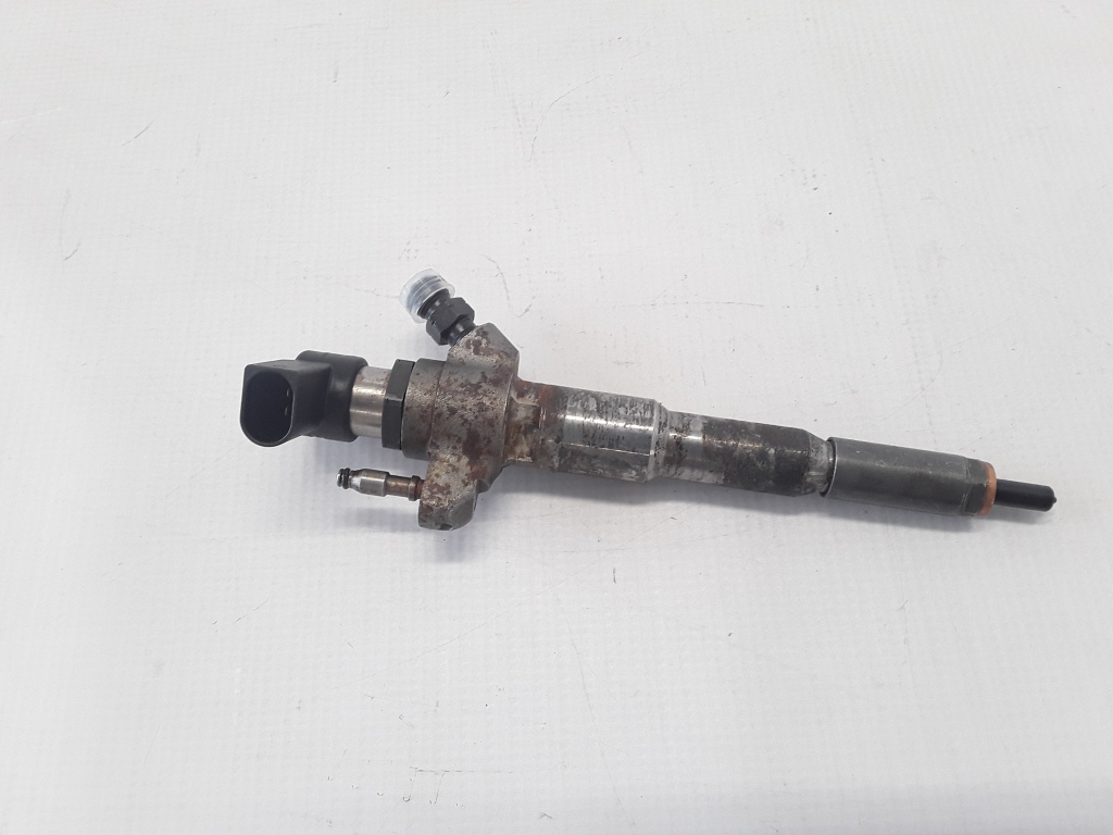 Used RENAULT Master Fuel injector 166000372R