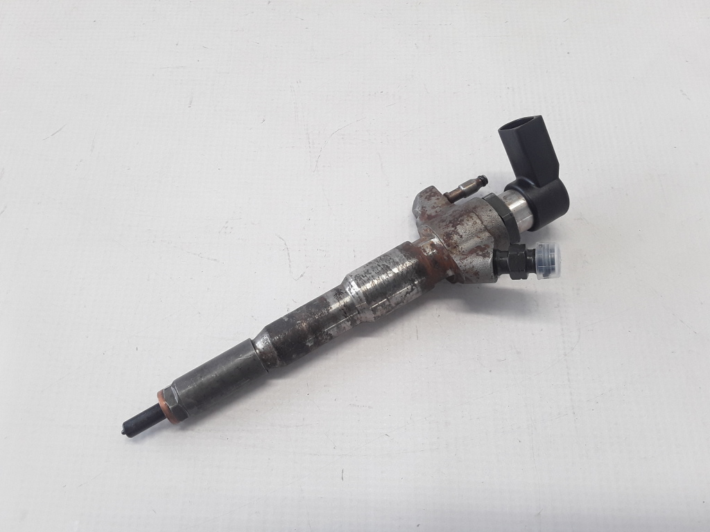 Used RENAULT Master Fuel injector 166000372R