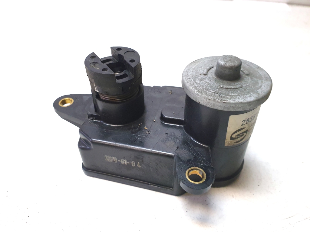 Used Kia Sorento Intake manifold valve motor 283812F600