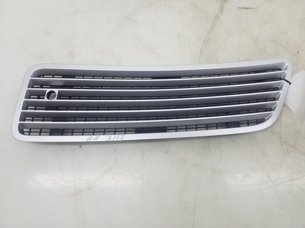 Used Mercedes Benz S-Class Engine cover grille A2218800305