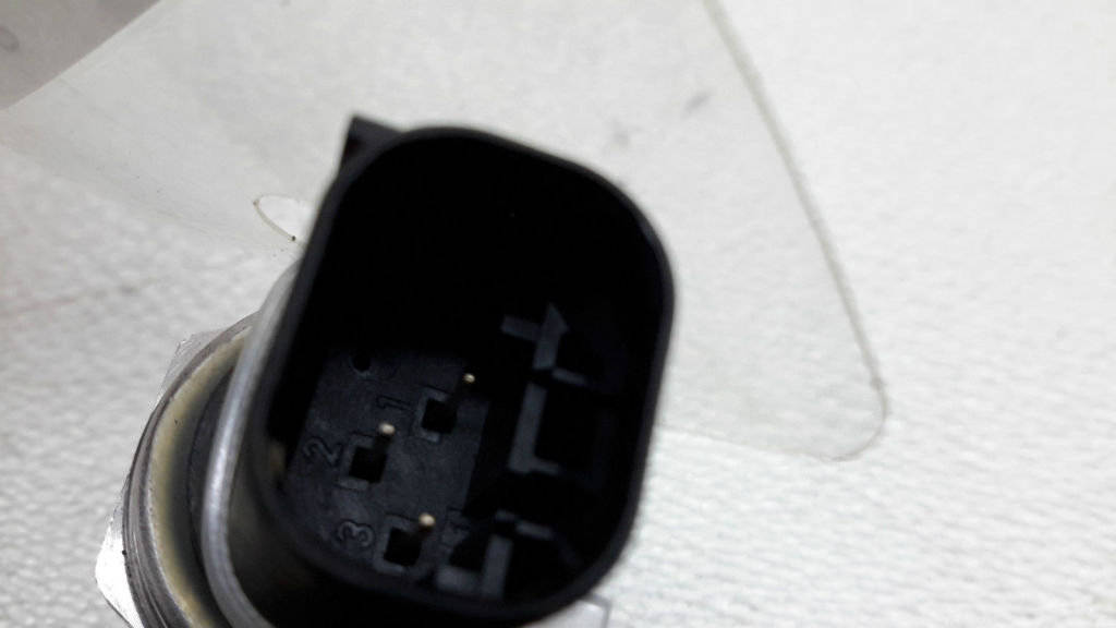 Used Mercedes Benz E-Class The sensor is different