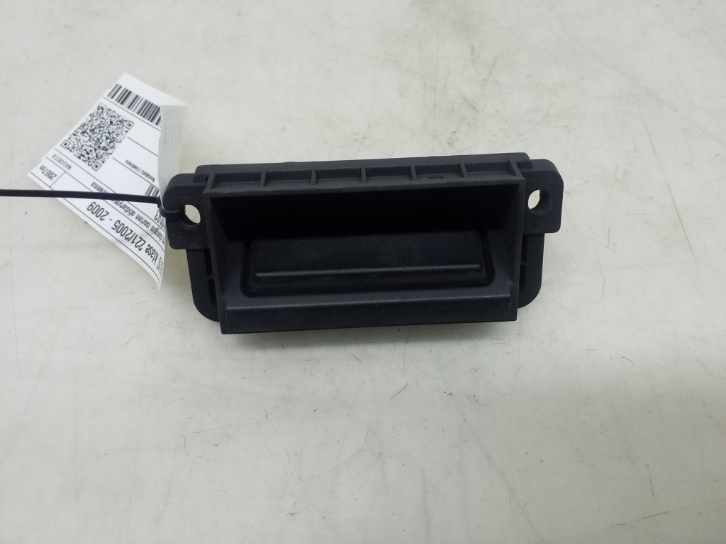 Used Mercedes Benz S-Class Outer boot handle A2217500893