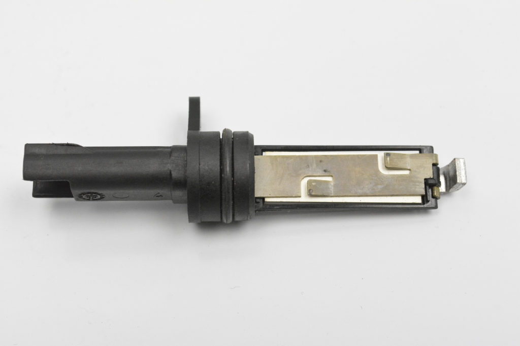 Used BMW 5 SERIES The sensor is different 7550466