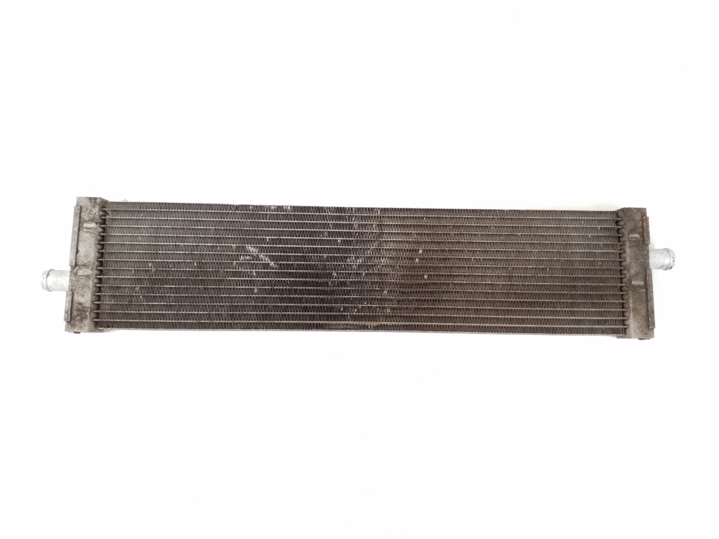 Used Porsche Cayenne Cooling radiator 7P0121212A