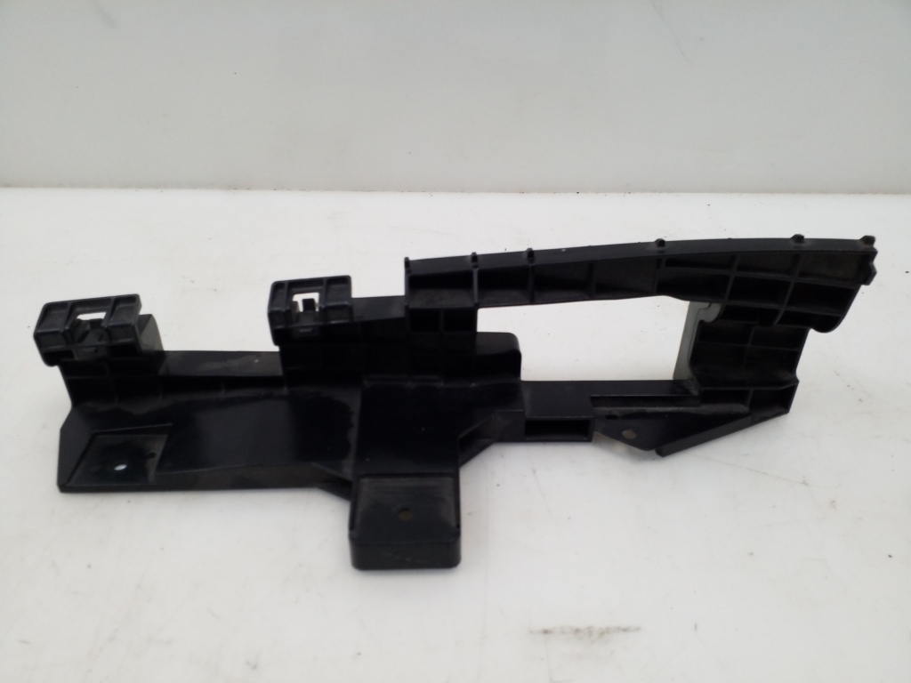 Used LEXUS IS Front bumper bracket 5211553050