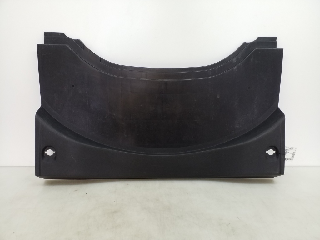 Used Mercedes Benz E-Class Other detail of the trunk interior A2126930033