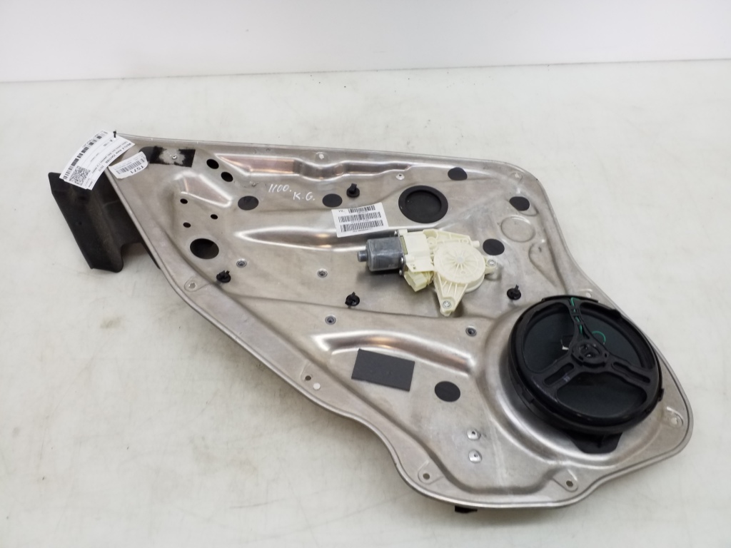 Naudotas Mercedes Benz GLK-Class Galinių šoninių durų stiklo pakėlikas ...