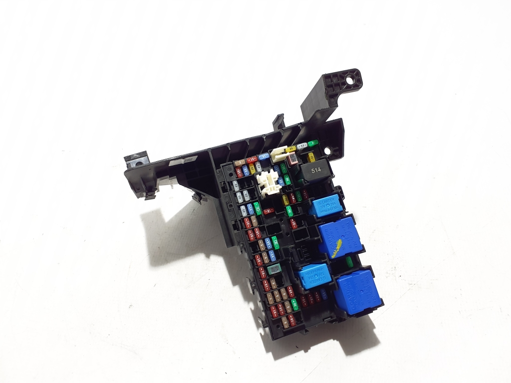 Used Dacia Duster Fuse blocks 243801284R