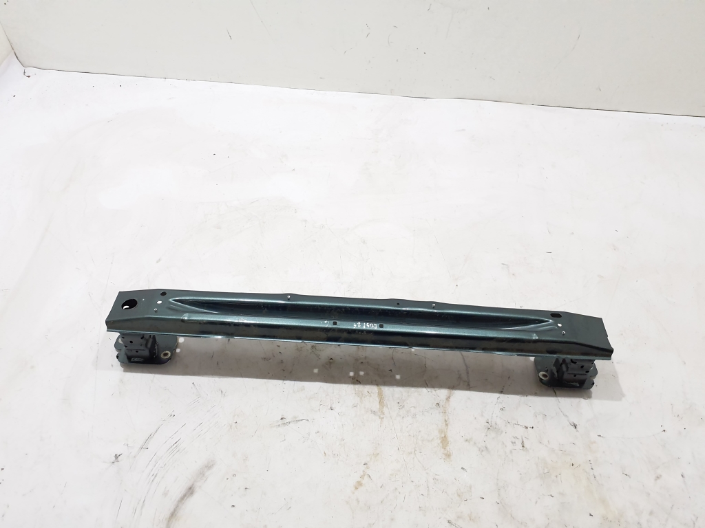 Used Dacia Duster Rear bumper beam 756120883R