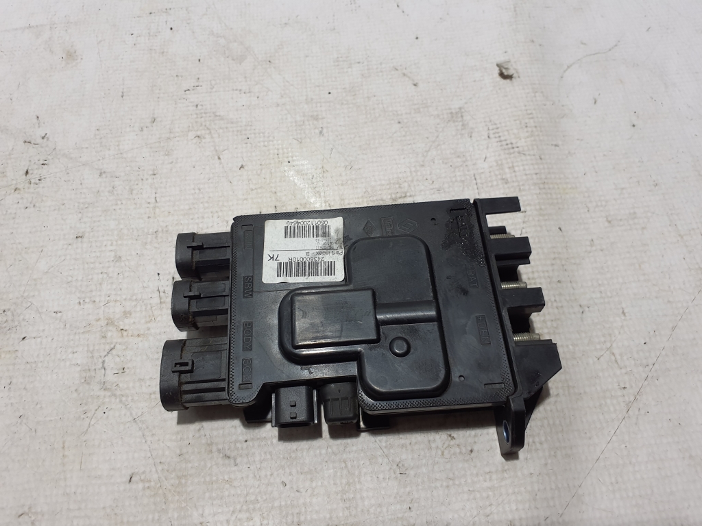 Used RENAULT Scenic Relay 243800010R