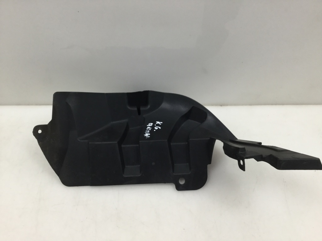 Used NISSAN Qashqai Other detail of the rear bumper 74779JD00A