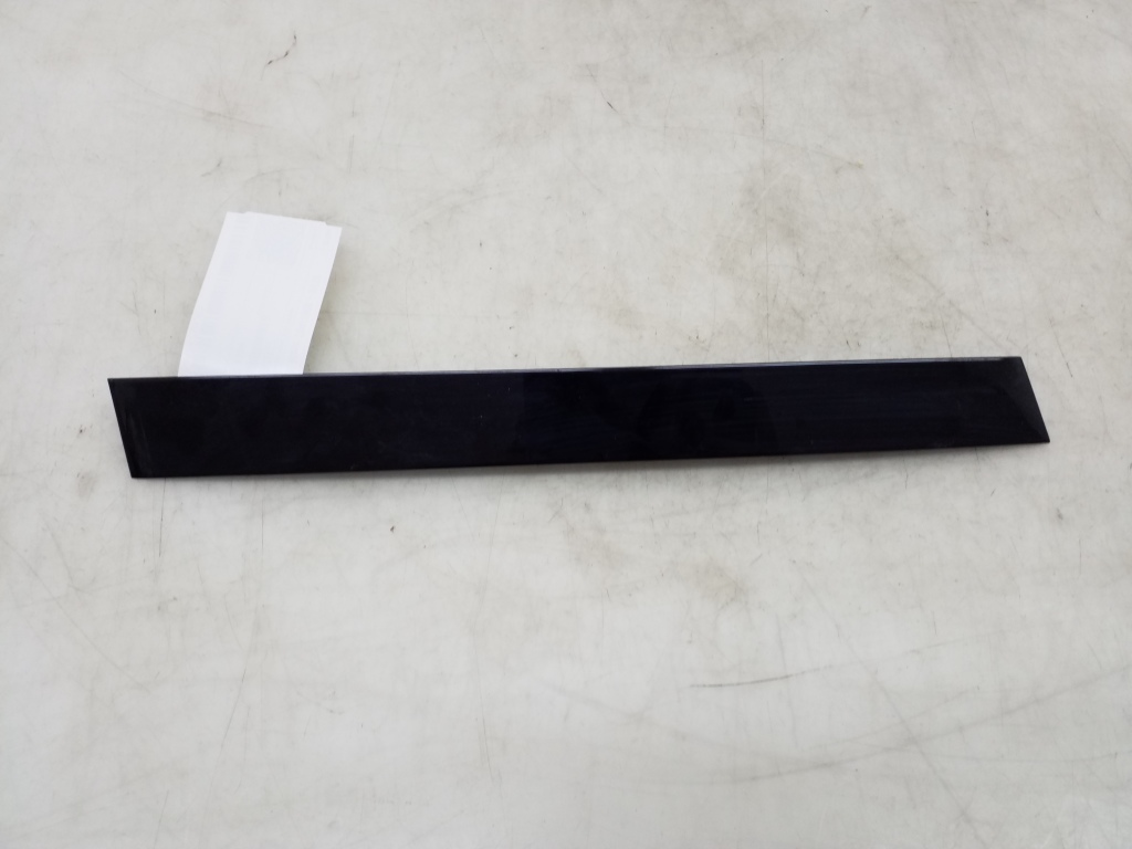 Used Mercedes Benz GLK-Class Other detail of the rear side door A2046901887