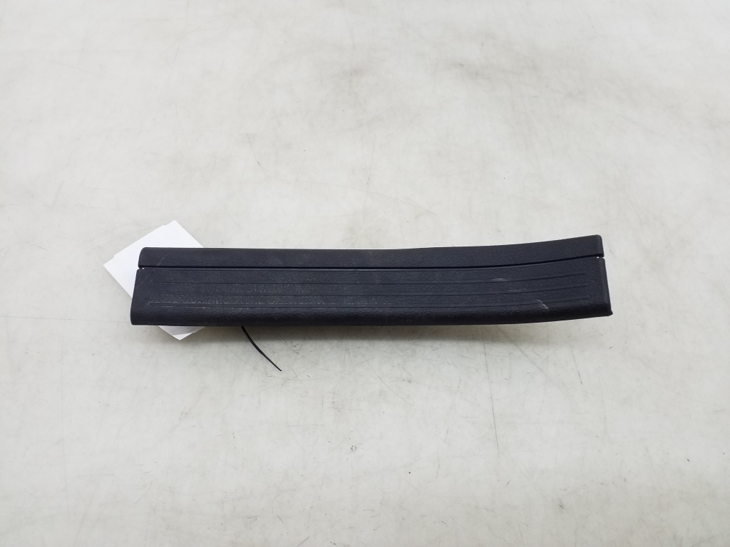 Used Mercedes Benz GLK-Class Inner threshold trim A2046860336