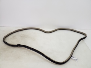 Used Mercedes Benz GLK-Class Front door sealing rubber on the body ...