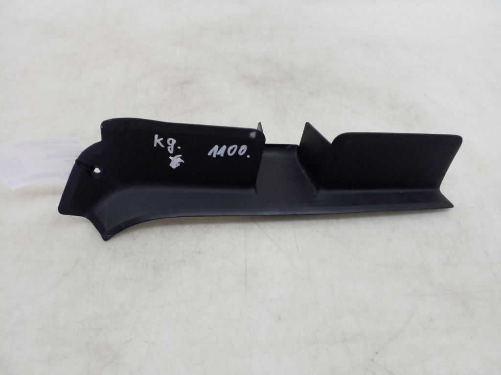 Naudotas Mercedes Benz GLK-Class Bagažinės dangčio vyrio apdaila ...