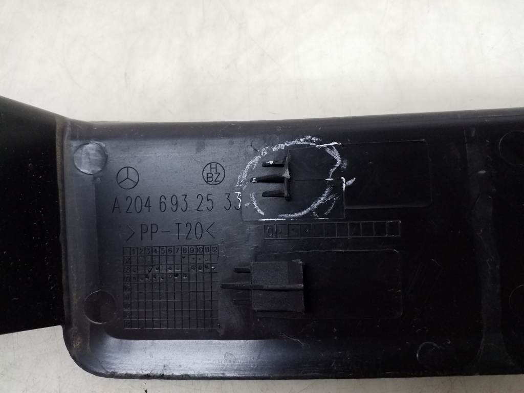 Naudotas Mercedes Benz GLK-Class Bagažinės dangčio vyrio apdaila ...