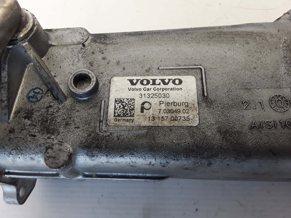 Used VOLVO V60 EGR valve cooler 31325030