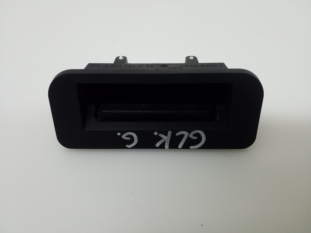 Used Mercedes Benz GLK-Class Outer boot handle A2047500193