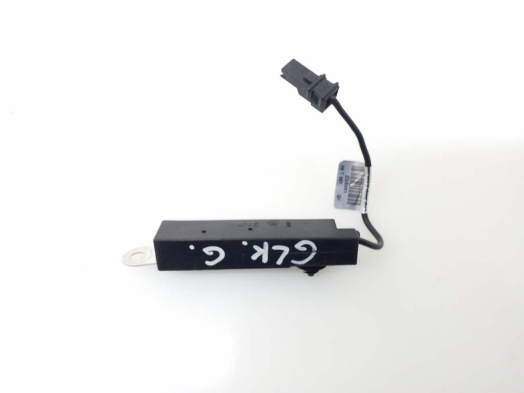 Used Mercedes Benz GLK-Class Relay A2048702589