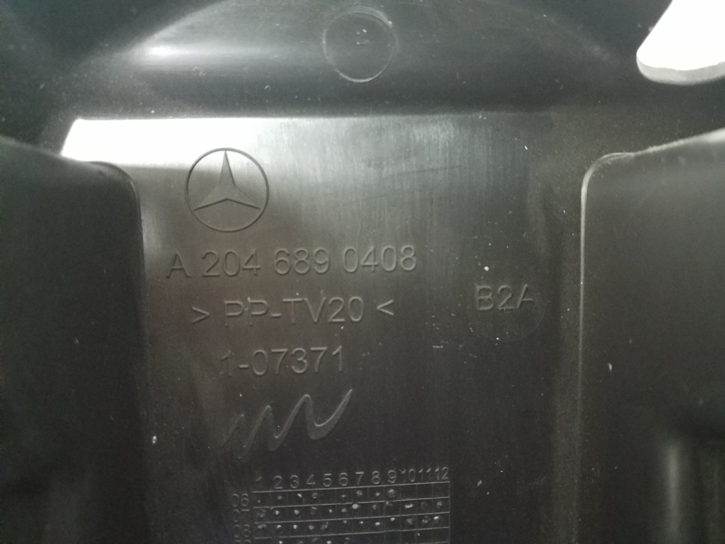 Used Mercedes Benz GLK-Class Another detail of the cabin A2046890408
