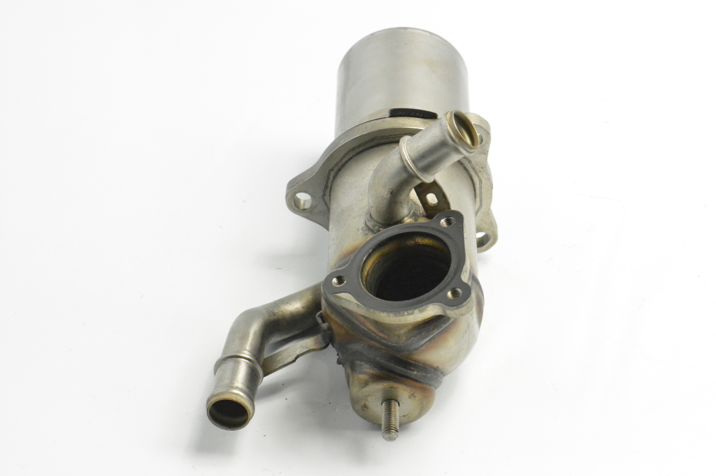 Used AUDI A6 EGR valve cooler 04L131512A
