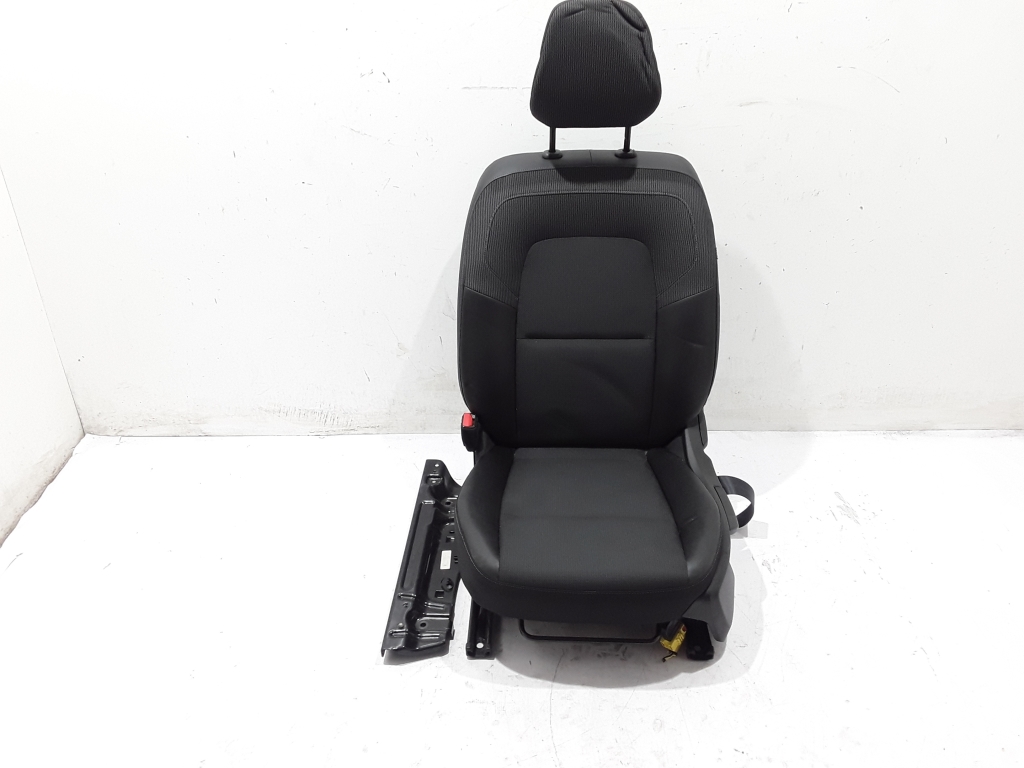 Used RENAULT Kangoo Front seat and its components