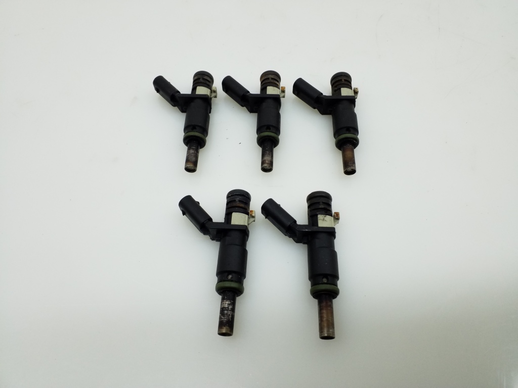 Used Mercedes Benz GLK-Class Fuel injector A2720780249