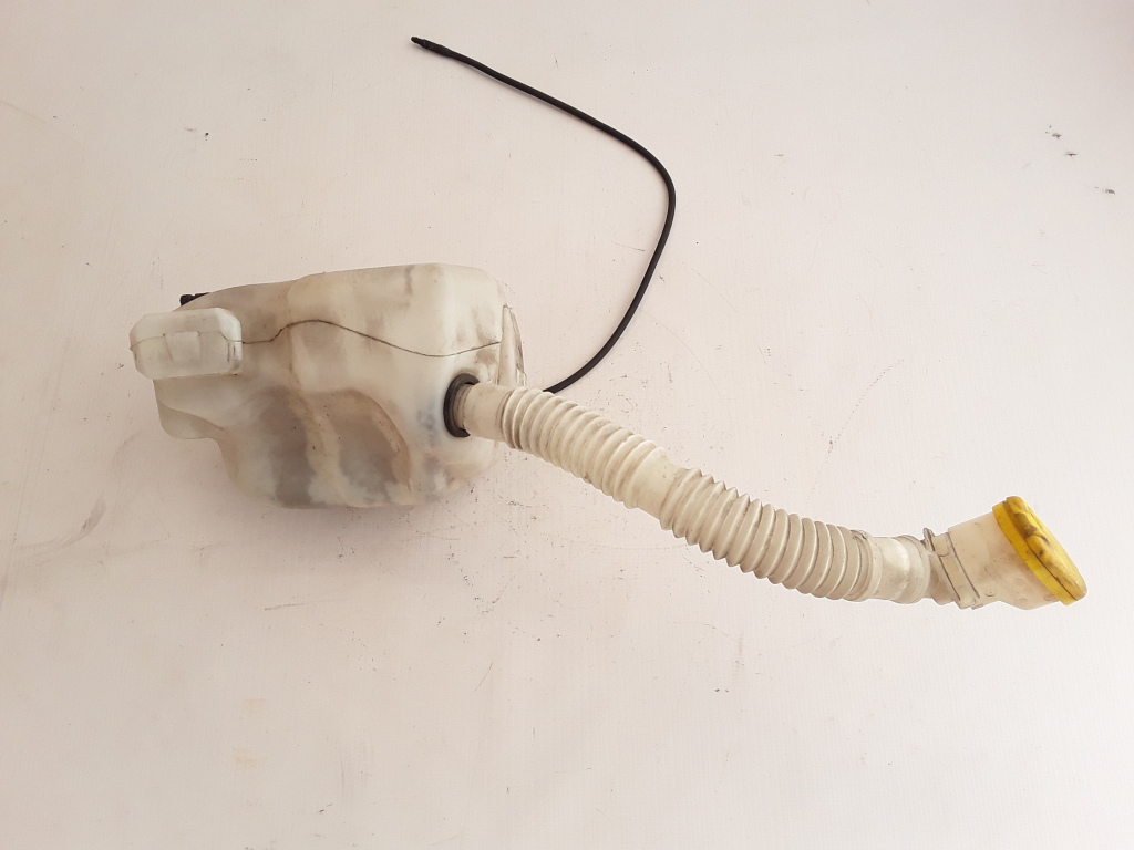 Used RENAULT Megane Windscreen washer tank front 8200104706