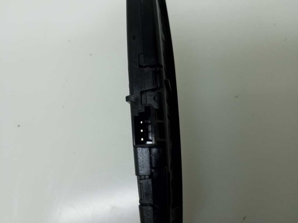 Used Mercedes Benz E-Class Parking system display A0015424623