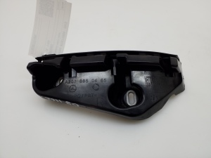 Used Mercedes Benz E-Class Front door top hinge A2077200637