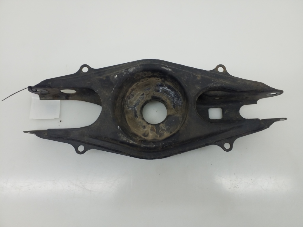 Used Mercedes Benz E-Class The rear axle pulled A2043503506