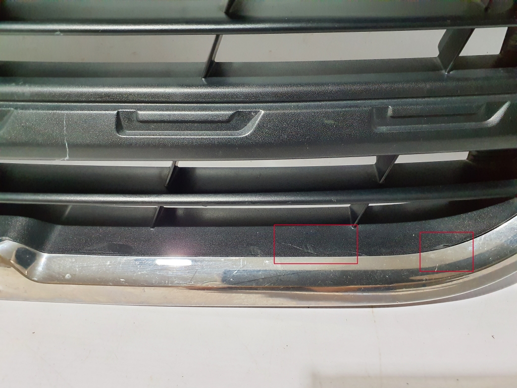 Used RENAULT Trafic Front grille 623102024R