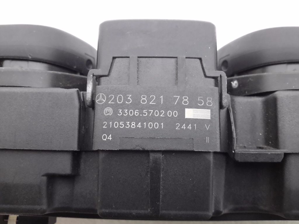 Used Mercedes Benz CLC-Class Switch and its parts A2038217858