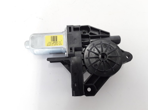 Used VOLVO V60 Front door window motor 31253061