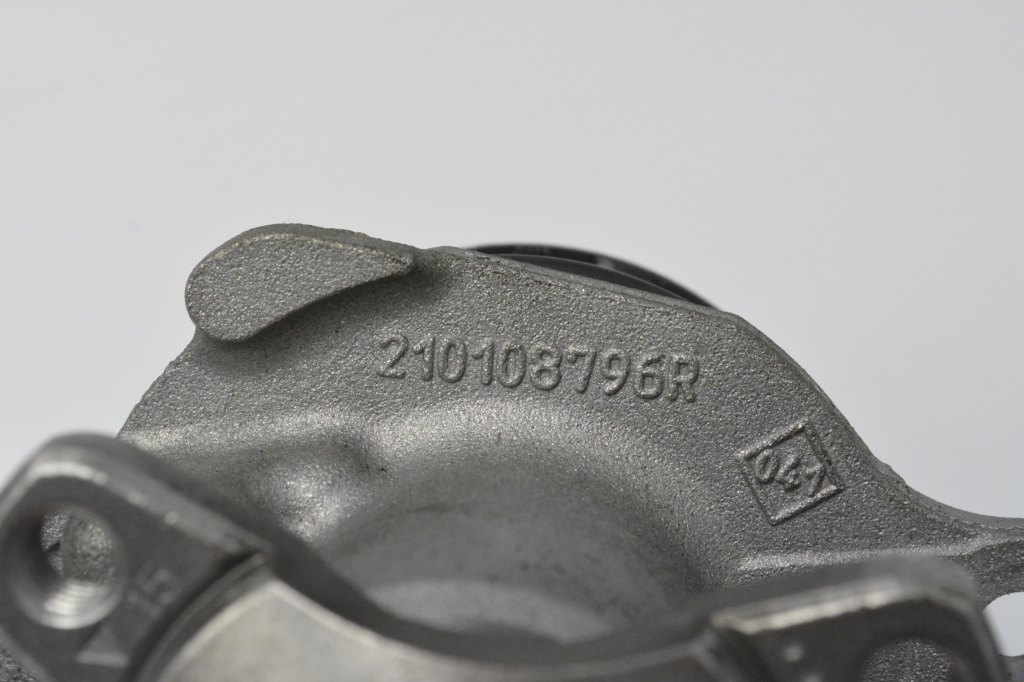 Used NISSAN X-Trail Water pump 210108796R