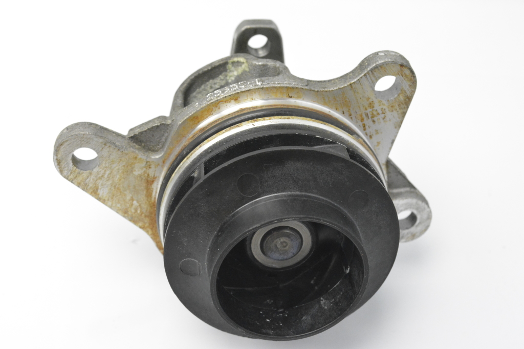 Used NISSAN X-Trail Water pump 210108796R
