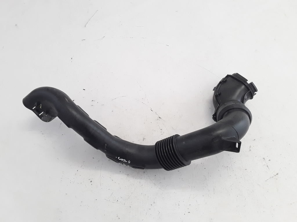 Used Dacia Sandero Air intake hose 165556691R