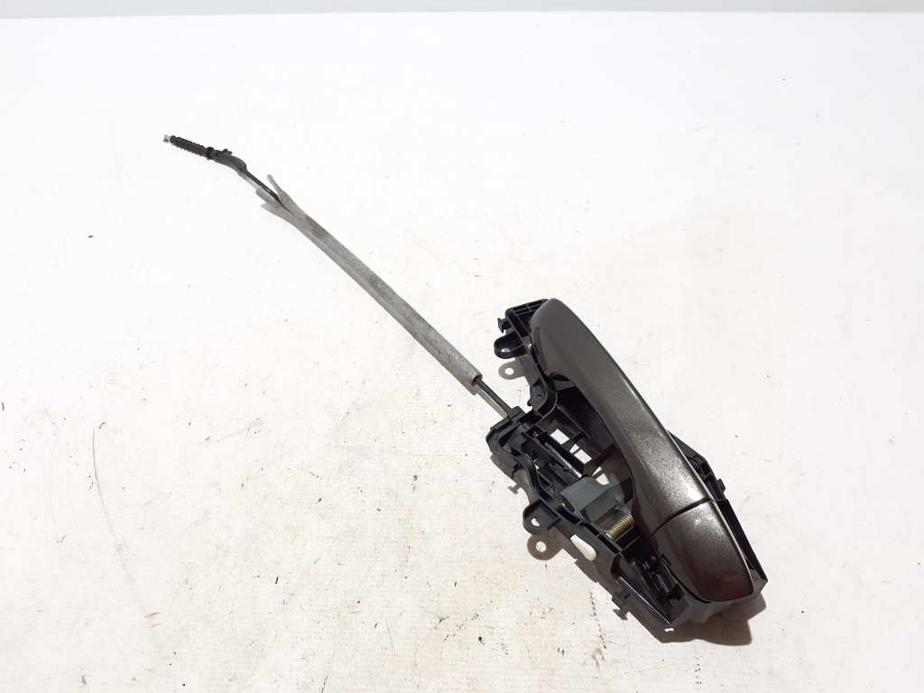 Used Volkswagen Passat Rear side door opening handle outer and its details