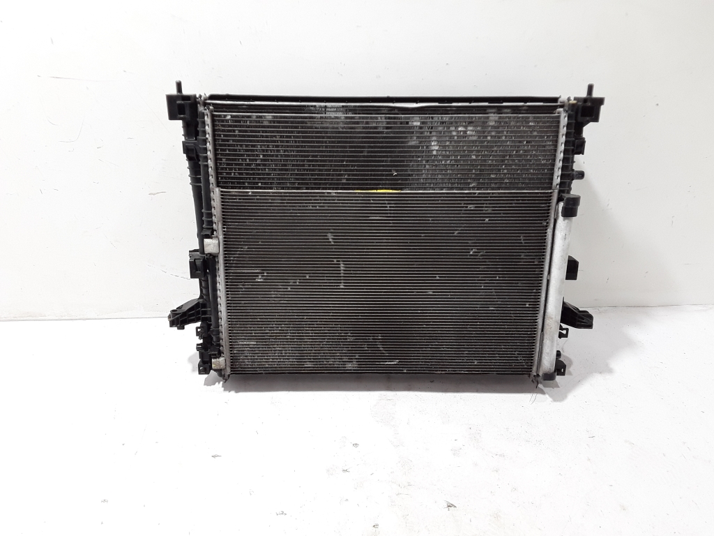Used RENAULT Trafic Radiator set and its details
