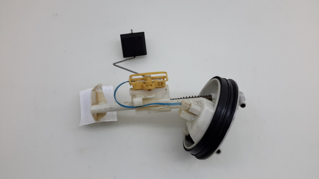 Naudotas Mercedes Benz E-Class Kuro lygio matuoklis bake A2114701641