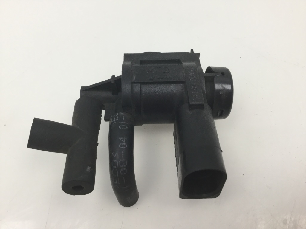 Used Volkswagen Passat Solenoids 1J0906283B