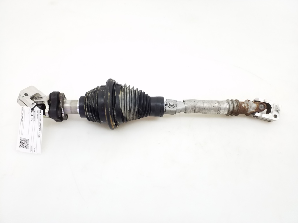 Used Mercedes Benz C-Class Steering wheel cross A2044620278